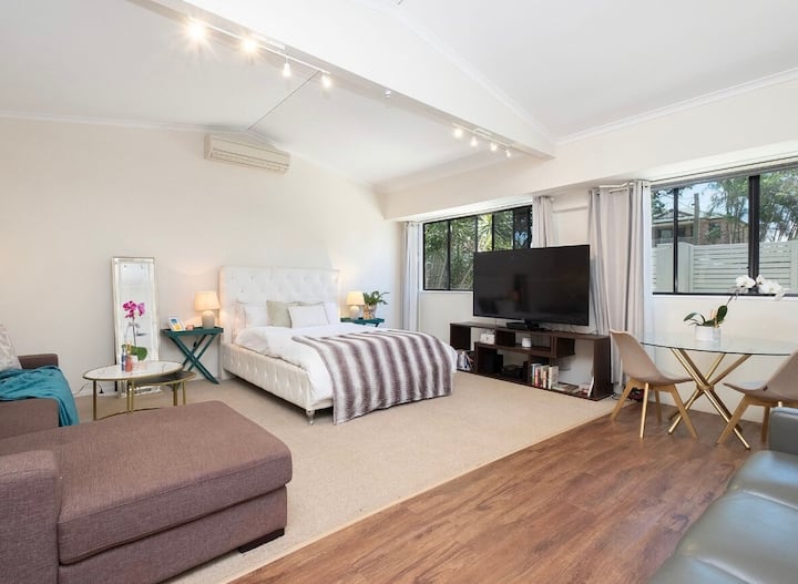 The Lodge - Brisbane