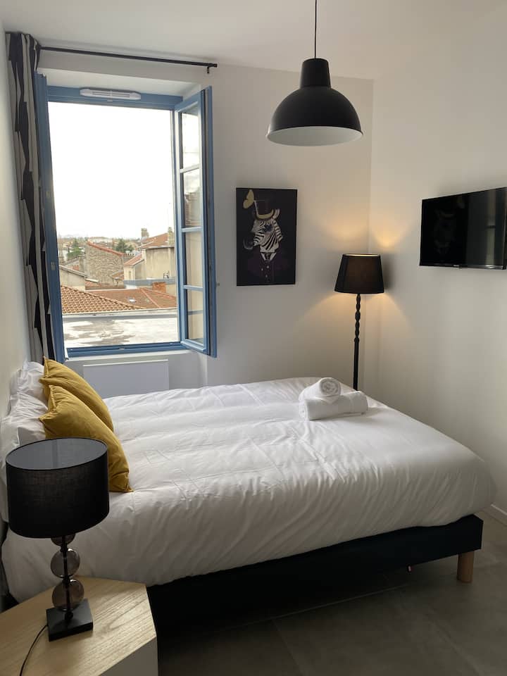 Le Jules Appart'hotel - Studio - Romans-sur-Isère