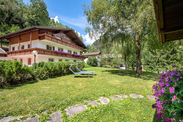 20 M² Camera Privata ∙ 1 Camera Da Letto ∙ 2 Ospiti - Ortisei