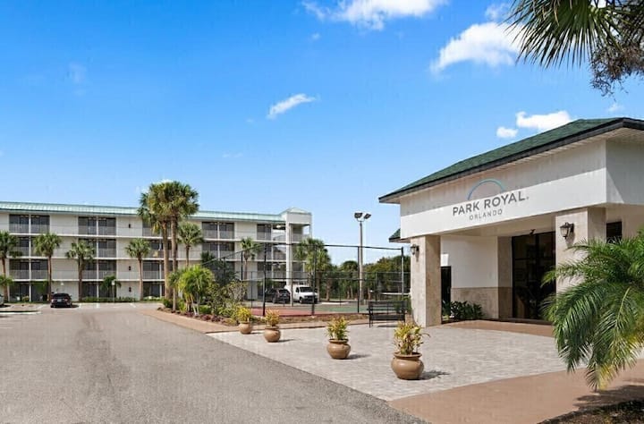 Family Getaway Suite Near Disney, Sea World And Much More - Kissimmee, FL
