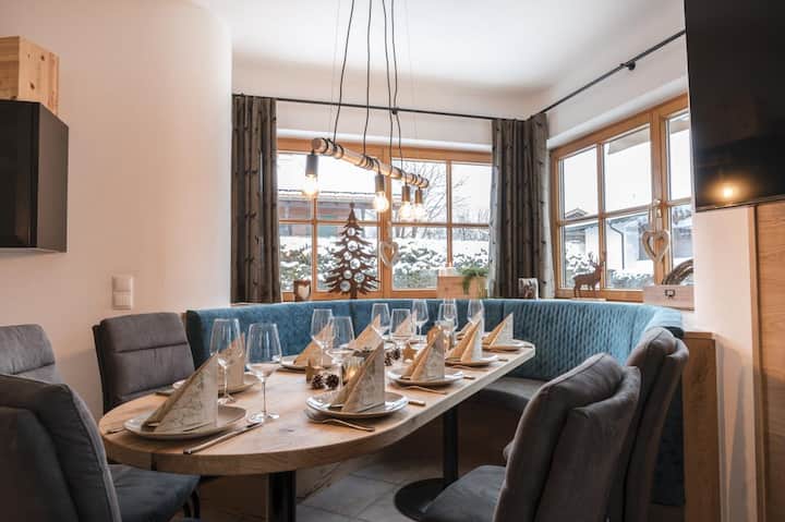 Holiday House "The 12" With Sauna In Garmisch-part - Garmisch-Partenkirchen