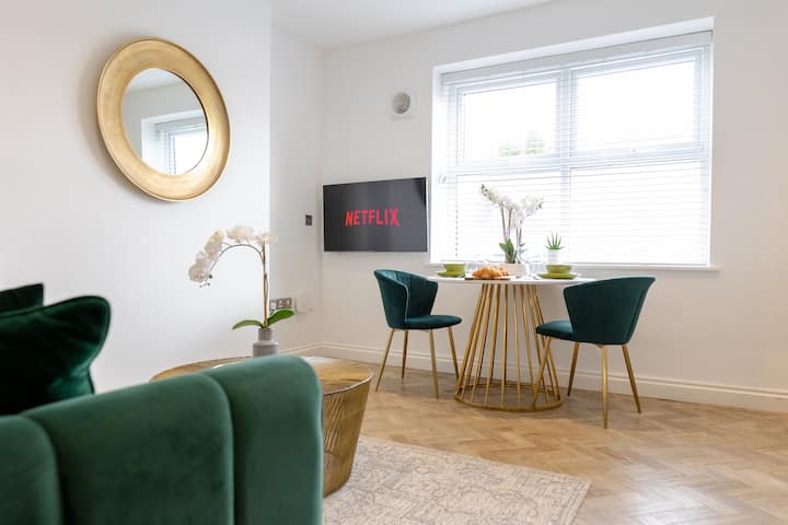 Boutique 1 Bed Apartment City Centre - カーディフ