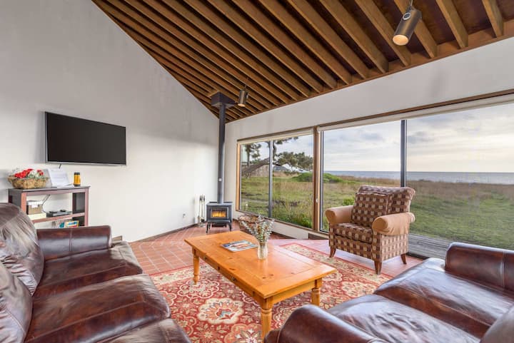 Sea Pine | Hot Tub With Ocean View - Sea Ranch, CA