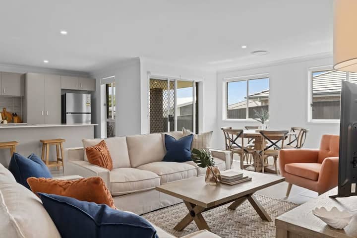 Wine Down 700m Walk To Cessnock Cbd - Kitchener