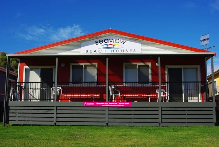 Seaview Beach House Complex - Bermagui