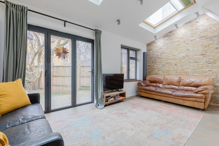 Homely And Spacious 3bd Home In Islington - Londres
