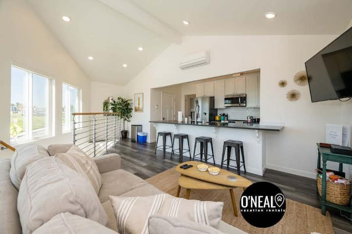 Santa Cruz Beach House - Santa Cruz, CA