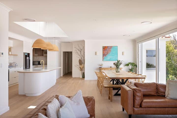 Torretta By The Bay - Four Bedroom House, Sleeps 12 - Dunsborough