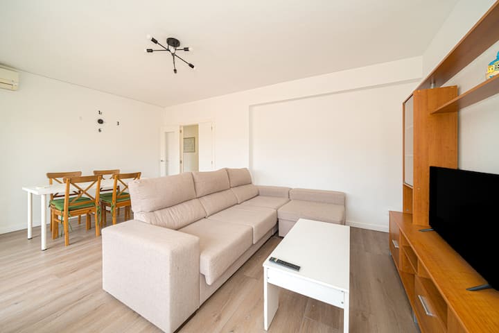 Apartamento Vacacional "Ideal En Villajoyosa" Con Balcón Y Wi-fi - Relleu
