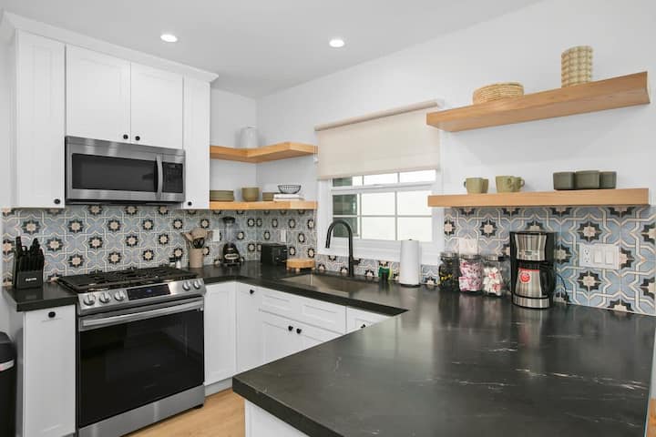 High End Renovation Hillcrest Apartment - Aeropuerto de San Diego (SAN)