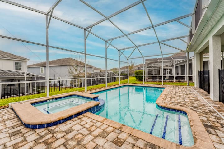 Orlando Adventure Awaits | Your 9-bedroom Getaway - Davenport, FL