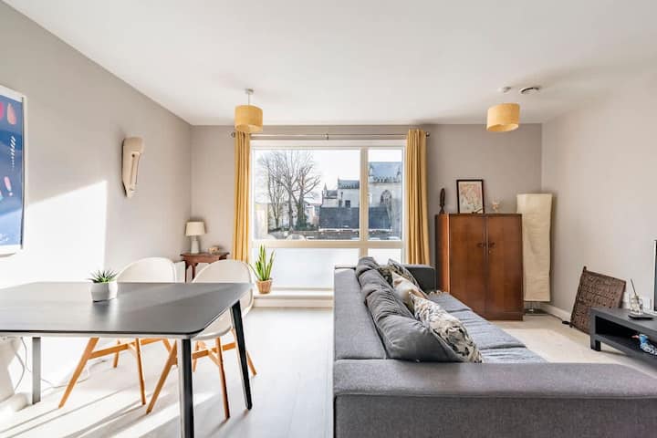 Vibrant, Bright & Stylish Flat - Central Bristol - Brístol