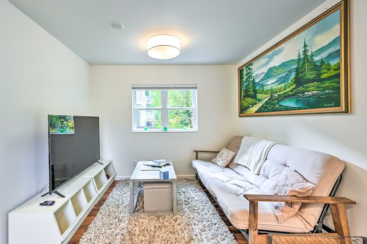 Quaint Seattle Retreat: 2 Mi To Capitol Hill! - Seattle, WA