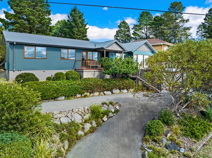 Lakeshore - Jindabyne's Most Central Holiday Home - Jindabyne