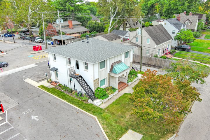 Charming Clintonville 1br Near Shops - Columbus, OH