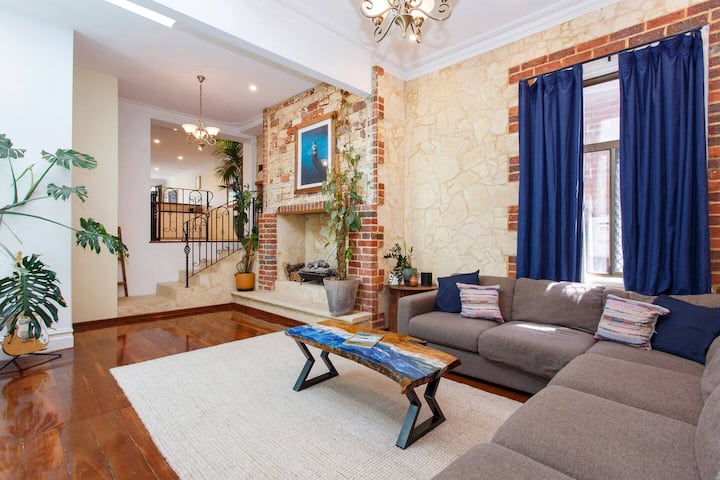 Classic Heritage Townhouse Central Freo - Fremantle
