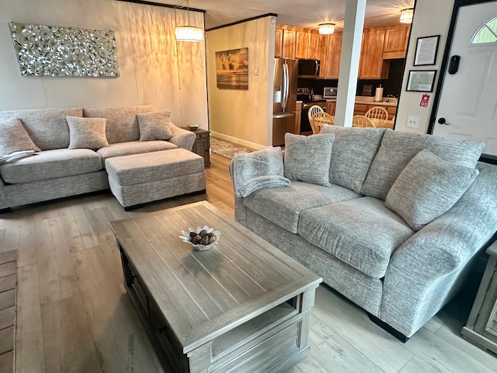 Cozy Brianhead Ski Condo-sleeps 6! - Brian Head, UT
