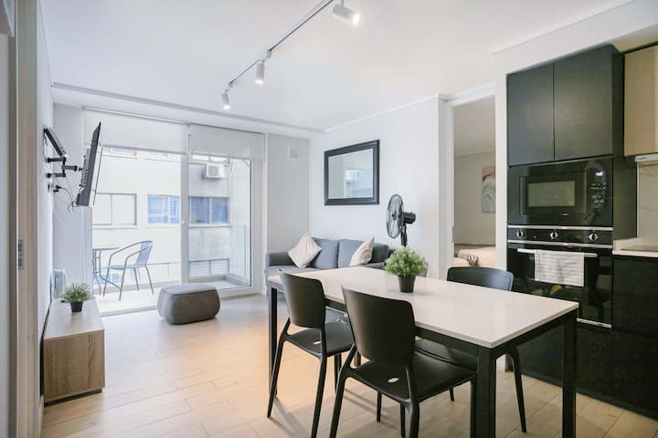 Modern 2br 2ba Flat | Steps From Costanera Center - Providencia, Chile