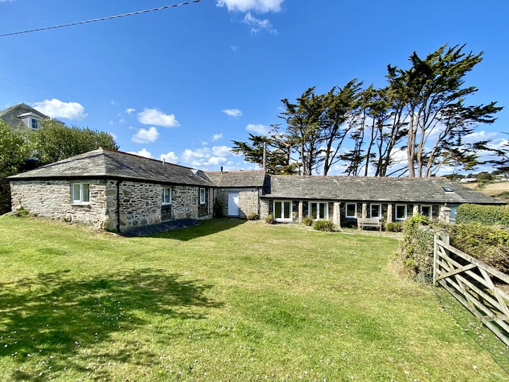 Lower Trenain Barn - Padstow