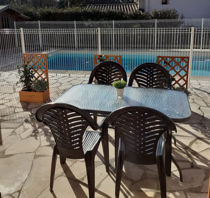 Maison Mitoyenne Avec Piscine - Grasse