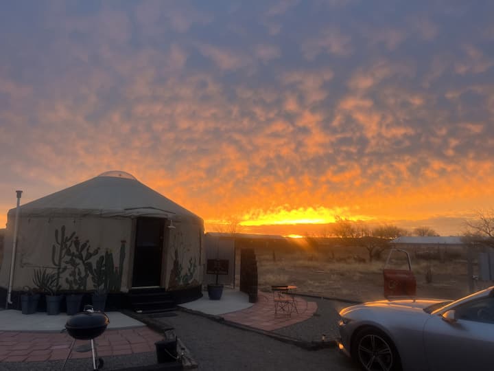 Casa De Marca • Romantic Yurt - Cerca Del Cielo - Alpine, TX