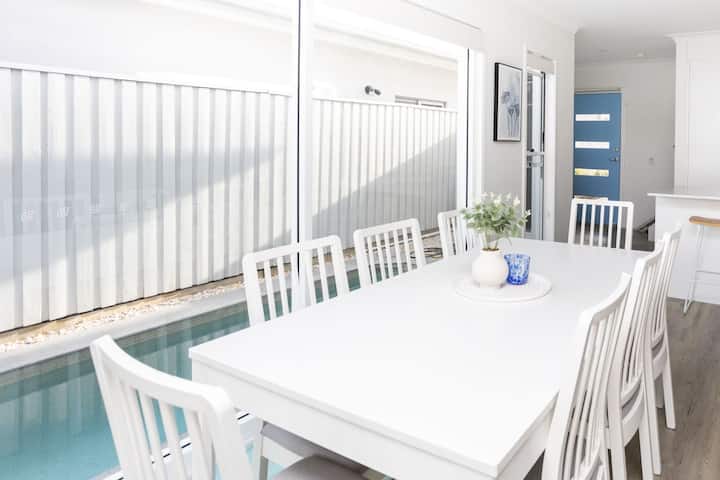 Sea Poppy - 4 Bedroom Home With Pool - Kingscliff