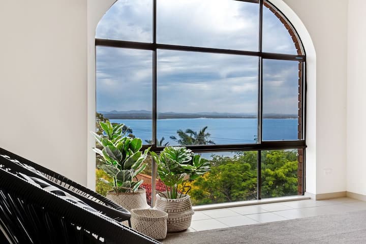 The Bay- Beautiful Views - Nelson Bay
