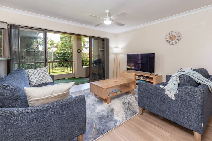 Wallis Gardens 11 - Forster