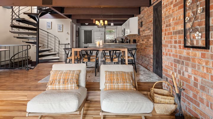 Central Location, Perfect Ski Getaway! - Stowe, VT