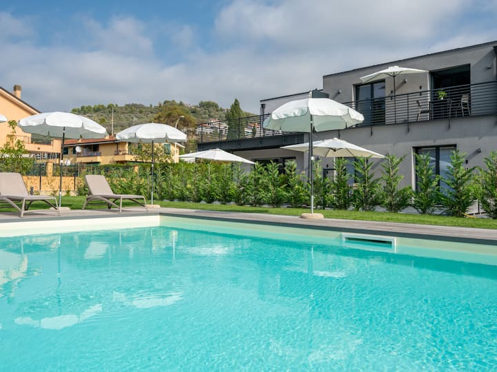 Ciliegiolo By Interhome - Imperia