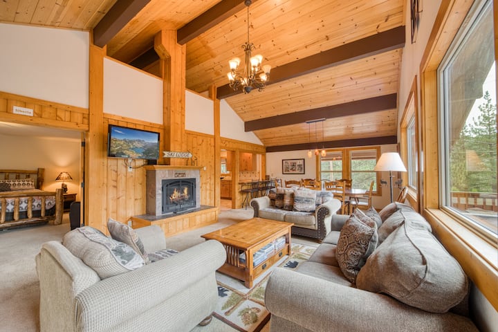 Valley Vista Palisades - Spacious Ski Cabin Pet Ok - Tahoe City, CA
