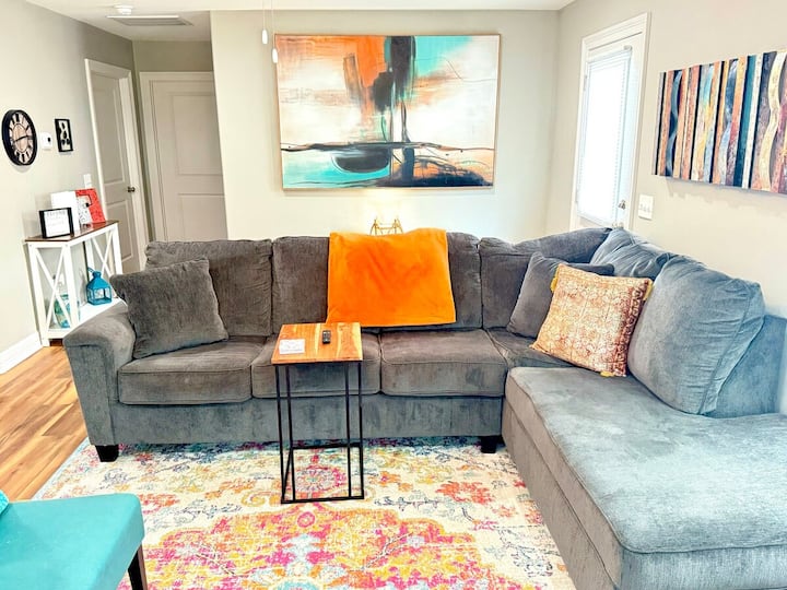 Modern Boho 2br 2ba Home On Quiet Street - Nederland