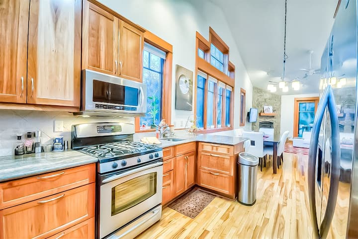 Exclusive Pet Friendly Home! Private Hot Tub,gym - Steamboat Springs, CO