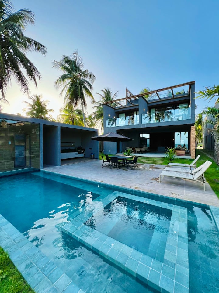 Casa Exuberante Em Frente Ao Mar Com 5 Suites - São Miguel dos Milagres