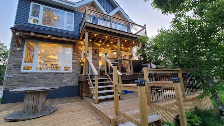 Luxury Cottage By The Water - Gravenhurst