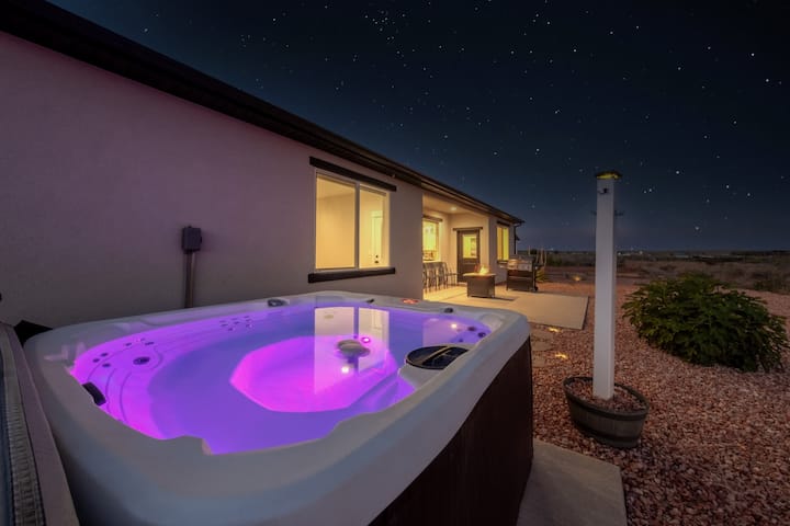 Home W/private Hot Tub, Close To Zion And Bryce - Kanab, UT