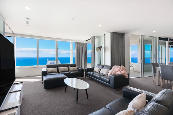 ❤️Sky-high 4 Bedroom Residence. Wifi, Ocean + More - Surfers Paradise