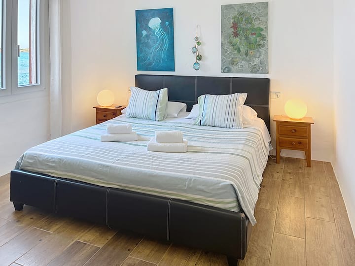P107-appartement-vue Plage-salle De Bain Privée - Minorca