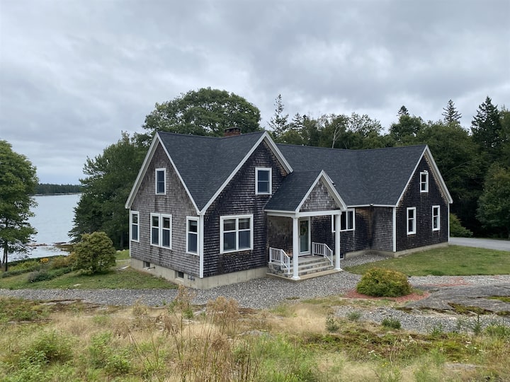 Ocean Oasis - Light Filled, Modern Oceanfront Home - Stonington, ME