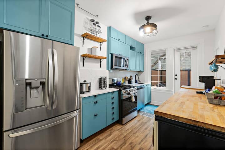 3br/2ba Duplex W/ Patio & Game Lounge • Near Path