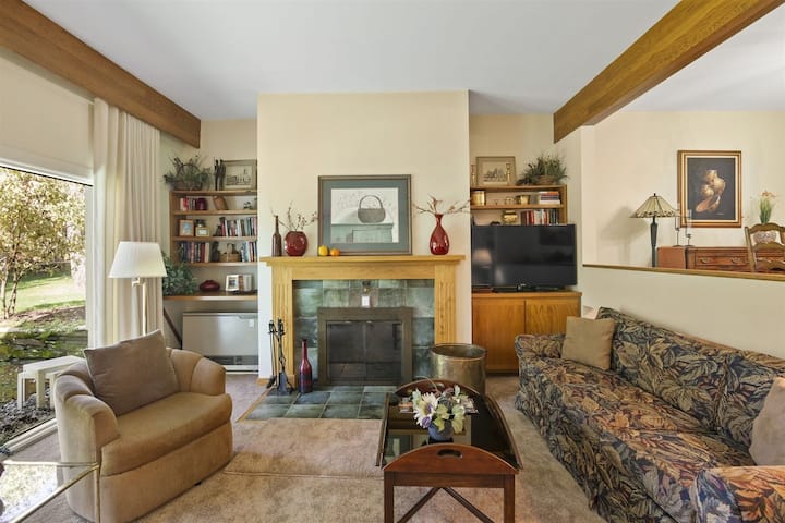 2 Bedroom Top Notch Townhome - Brookside - Vermont