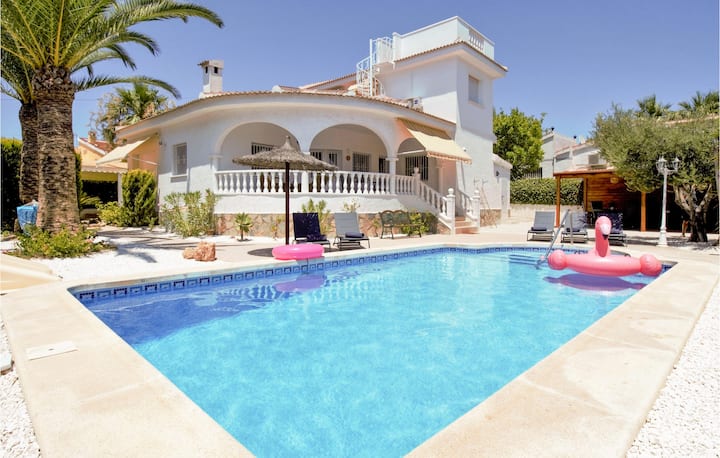 Lovely Home In Ciudad Quesada-rojales - Quesada