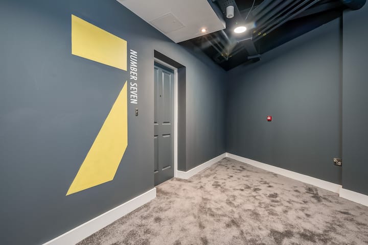 Prime Location: 1br Apartment Near Titanic Belfast - Belfast