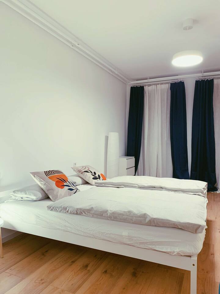 Welcoming Generous Apartment In Berlin-kreuzberg - Berlín