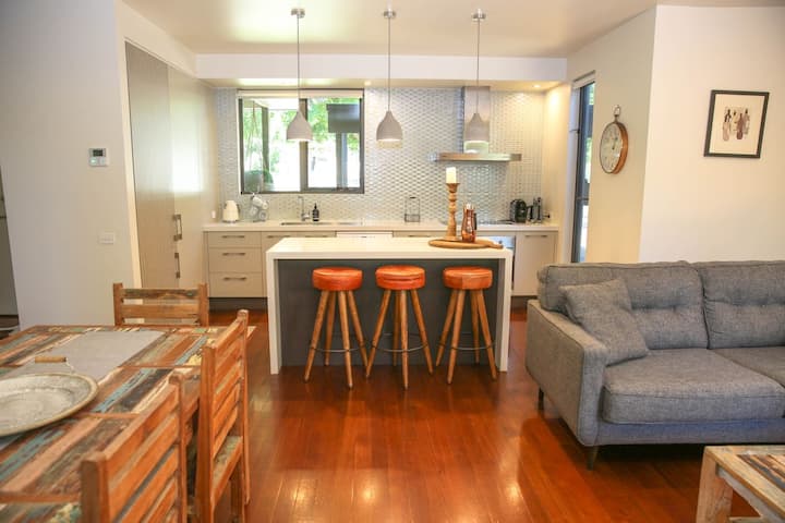 Chapter 11 Delany - Luxe Near The Town Centre - Bright