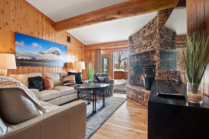Rmr: Eagle's Rest #10 Condo In Teton Village - Teton Village, WY