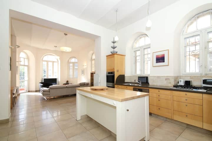 Gorgeous Home In German Colony - Jerusalem
