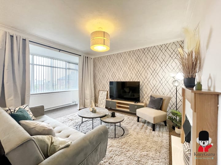 Middleton | 3br 4bed | 50%off Long Term Booking - Rochdale