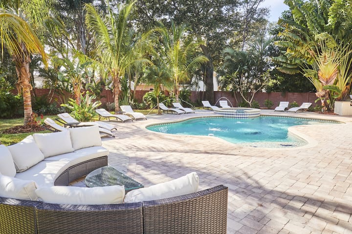 Private Luxury | 3 King Suites | 3 Min To Beach - Indian Rocks Beach, FL