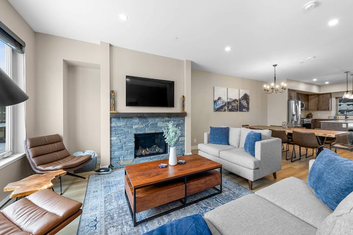 Harvest Moon At Altitude - Sun Peaks